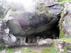 Machu Pic'chu's Enigmatic "Temple Of The Moon" - Hidden Inca Tours