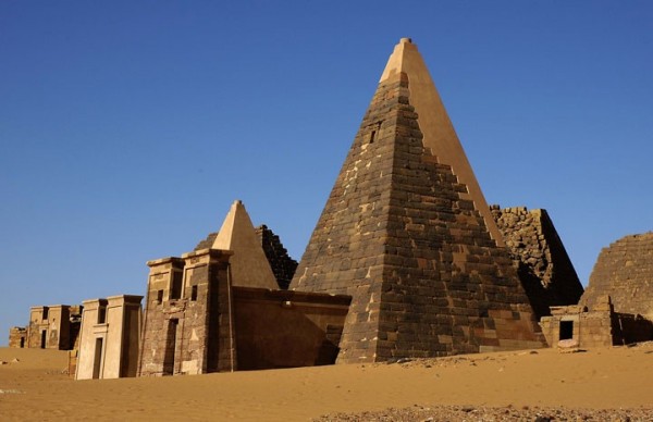 The "Pyramids" Of The Ancient Kingdom Of Kush - Hidden Inca Tours