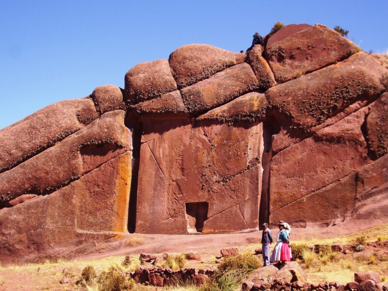 Baalbek in Lebanon: Insanely Large Stonework Of The "Gods." - Hidden ...