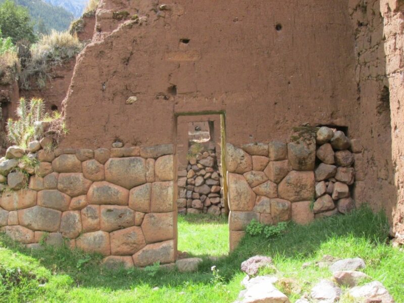 Ancient Inca Sites Not Commonly Explored In Rural Peru - Hidden Inca Tours