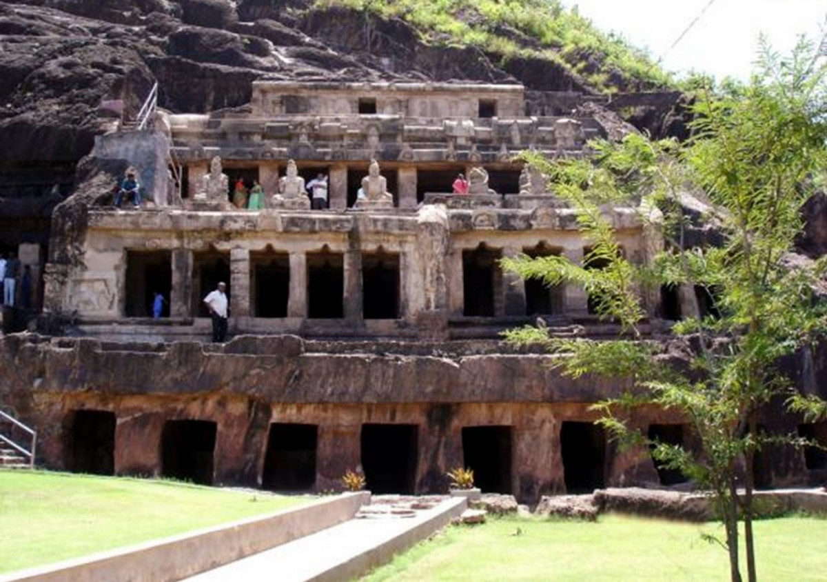 Undavalli-Caves-Vijayawada11 - Hidden Inca Tours