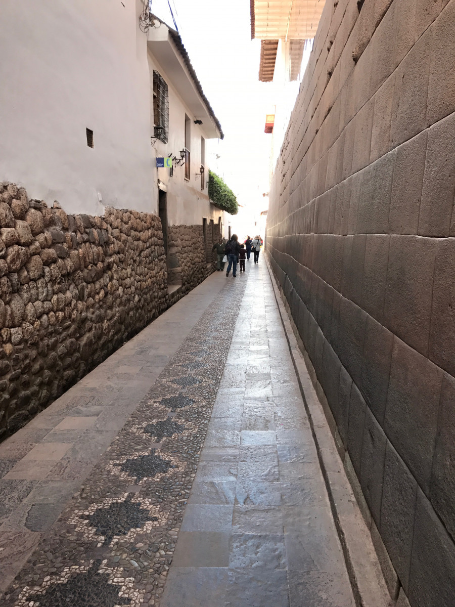 The Finest Ancient Wall In All Of South America: Coricancha In Cusco ...