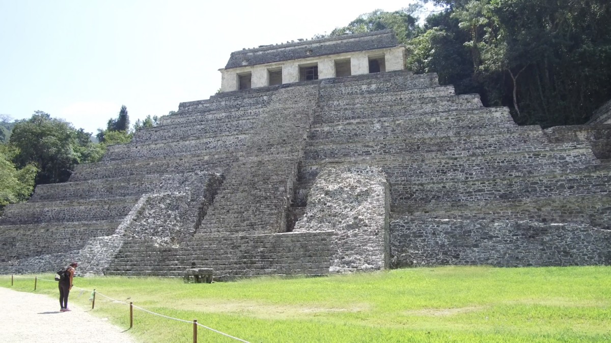 Palenque: Beautiful Ancient Mayan Site In The Jungle Of Mexico With ...